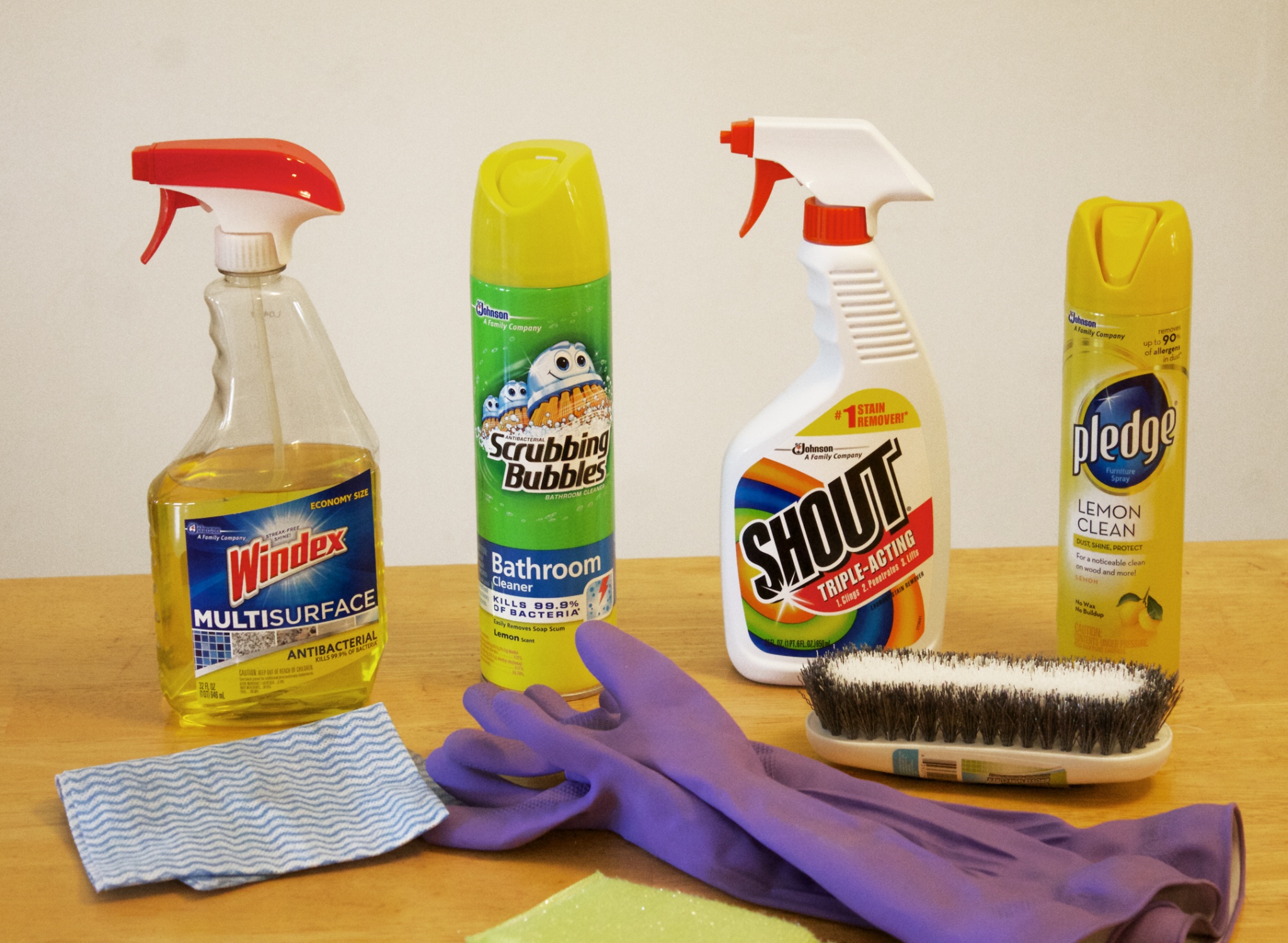 La Limpieza de Verano Es Fácil y Divertida Con Los Productos S.C ...
