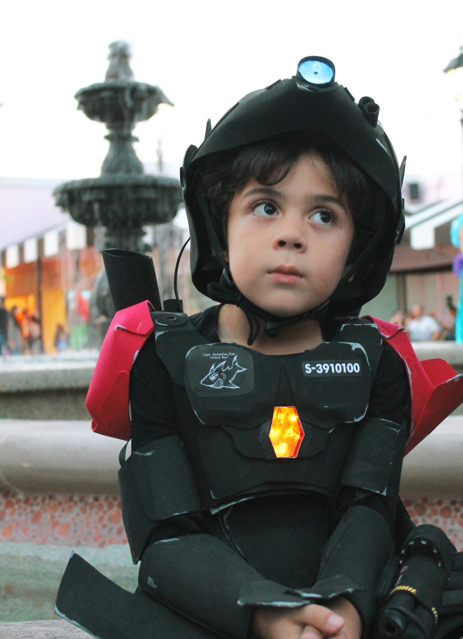 DIY Robot Costume for Halloween