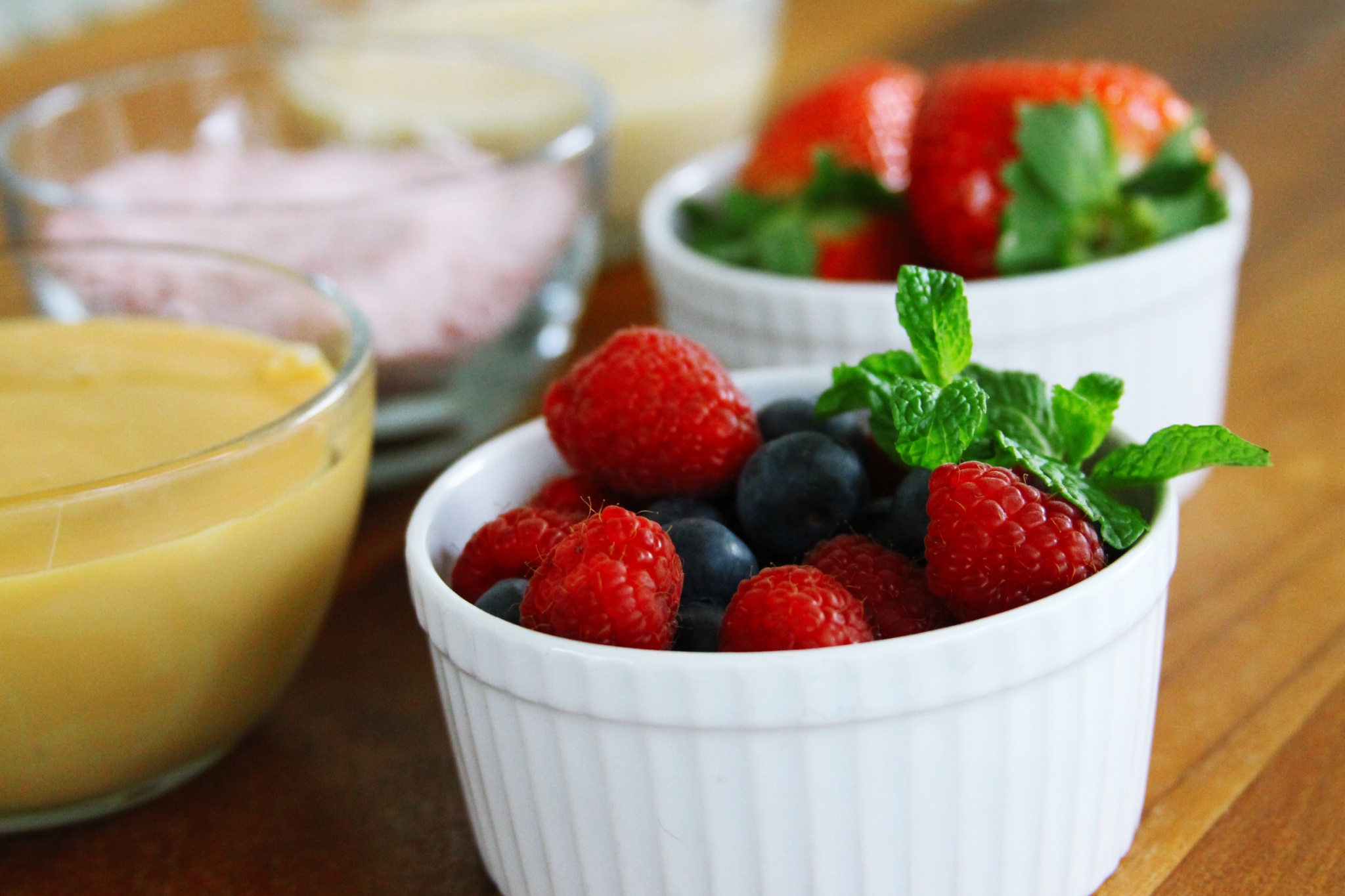 Easy To Make Berry Flan Paletas (Popsicles)