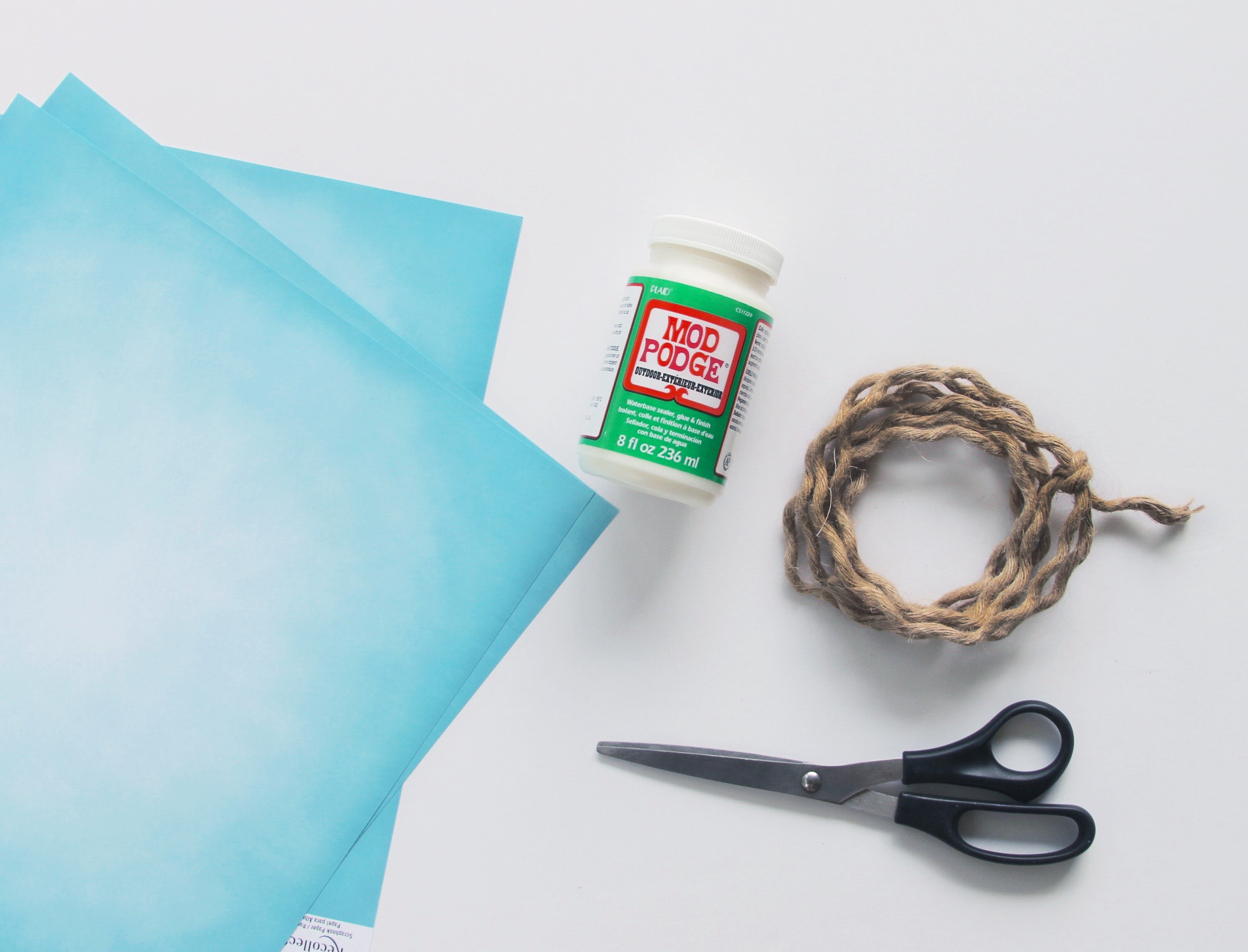 DIY Picnic Caddy for your beautiful summer days