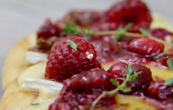 Brie, Honey and Spicy Raspberry Chutney Flatbread Pizza Recipe