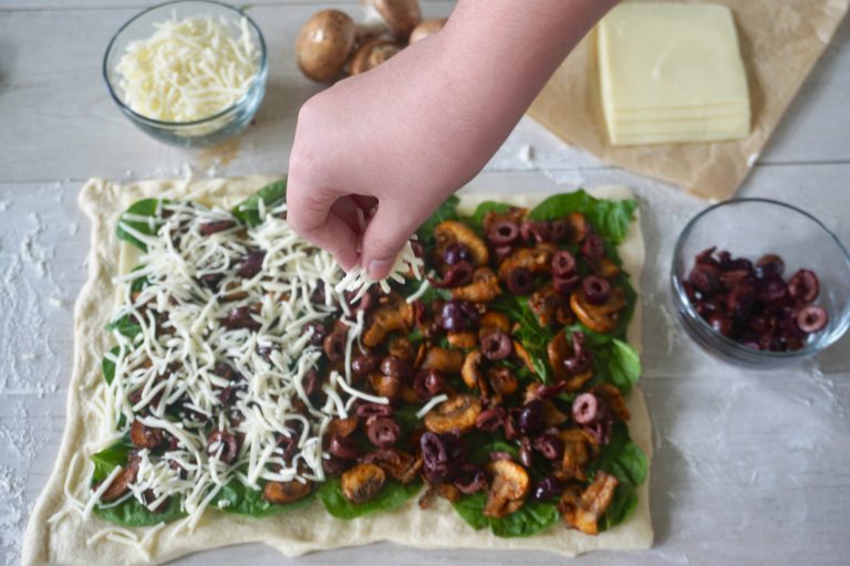 Easy Vegetarian Stromboli Recipe