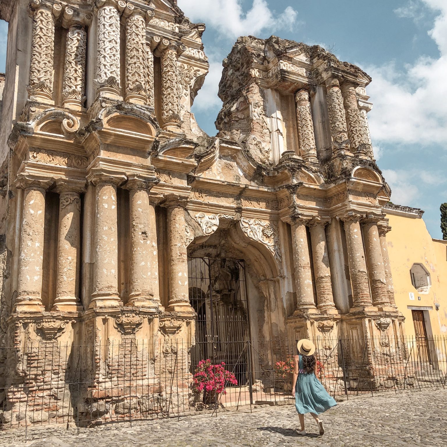 Best Colonial Ruins in Antigua Guatemala