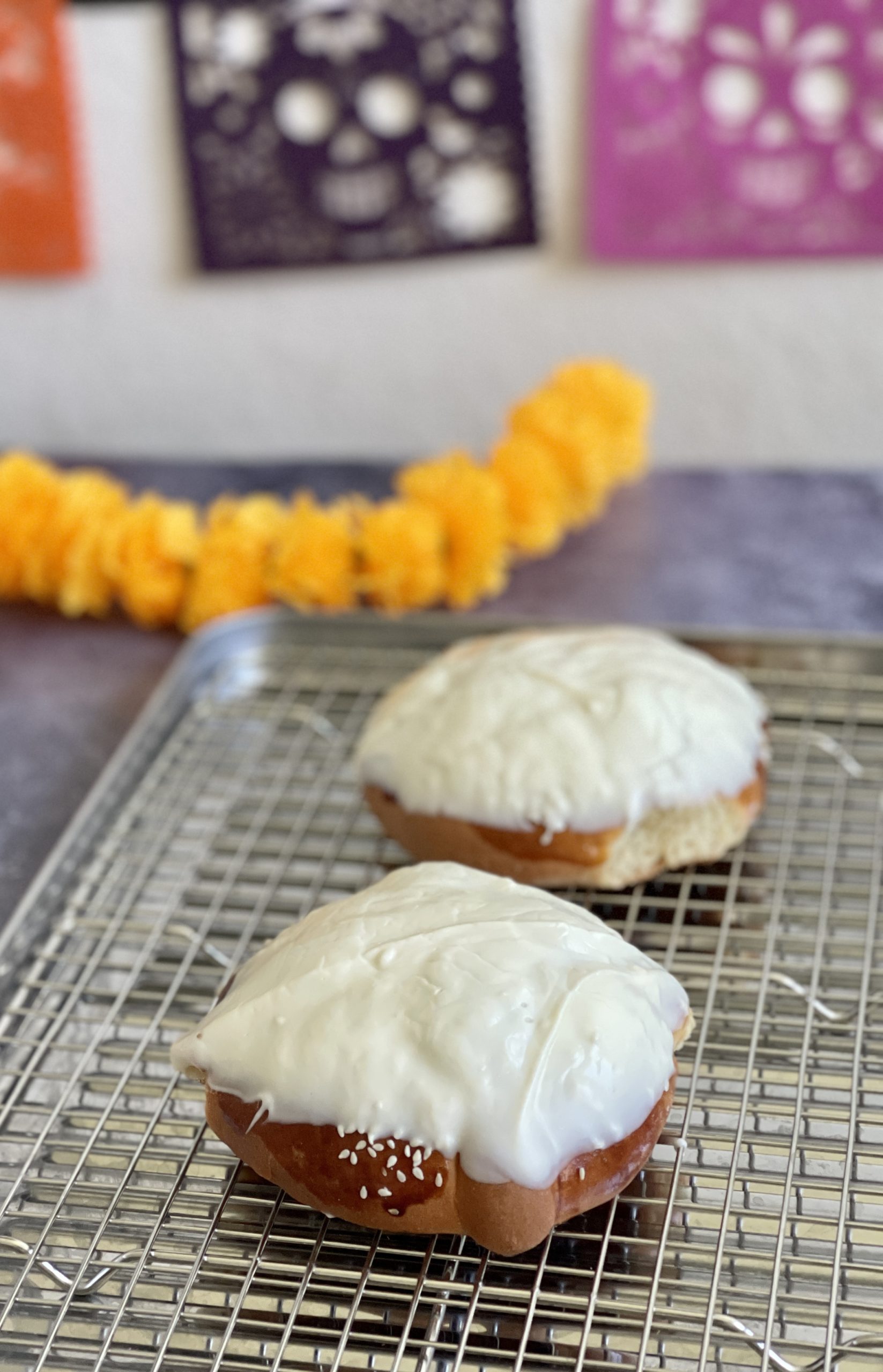 How to Make Pan de Muerto Calaverita (Sugar Skull Pan De Muerto)