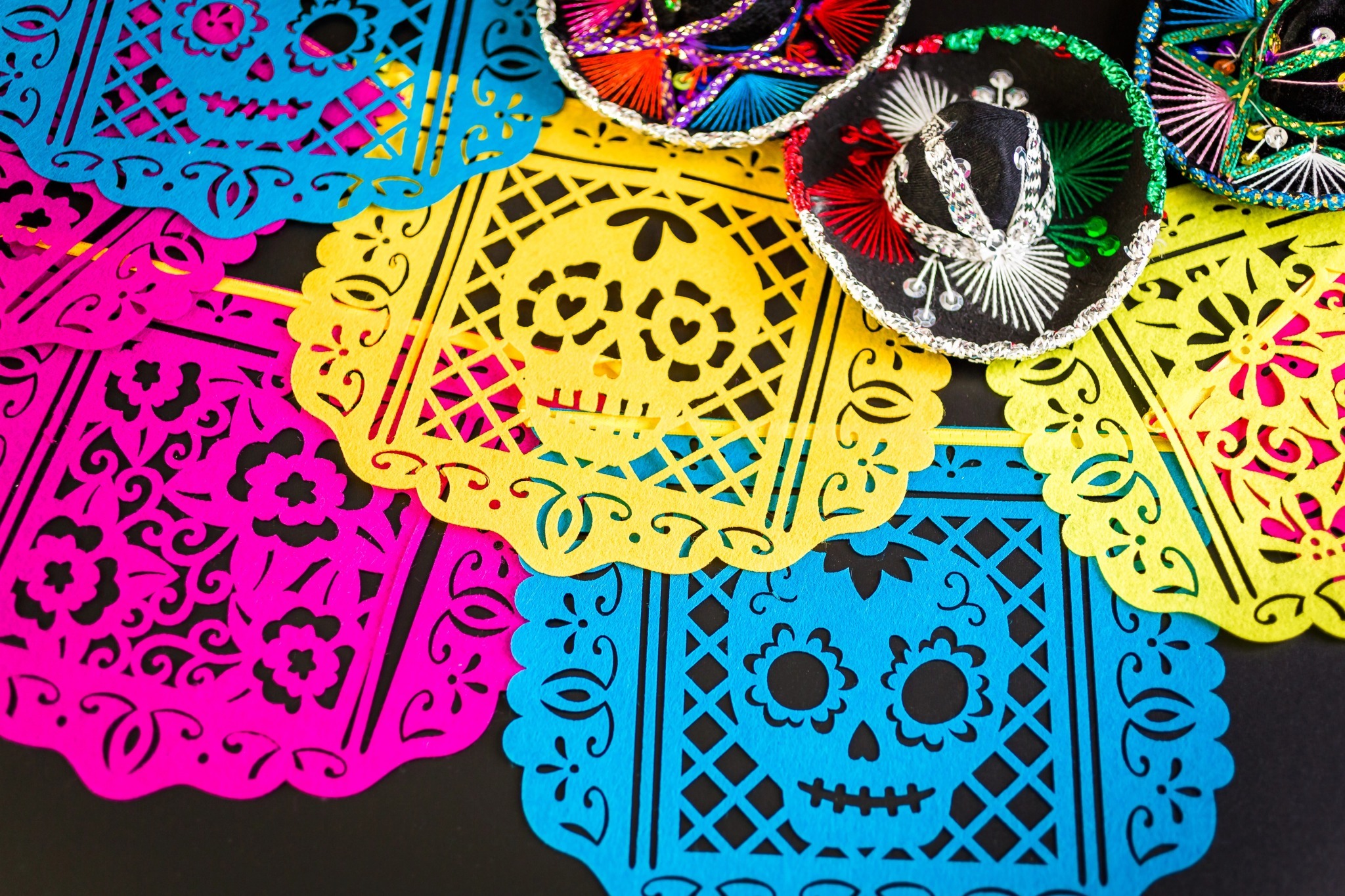 25 Hispanic Heritage Month Activities for the Workplace