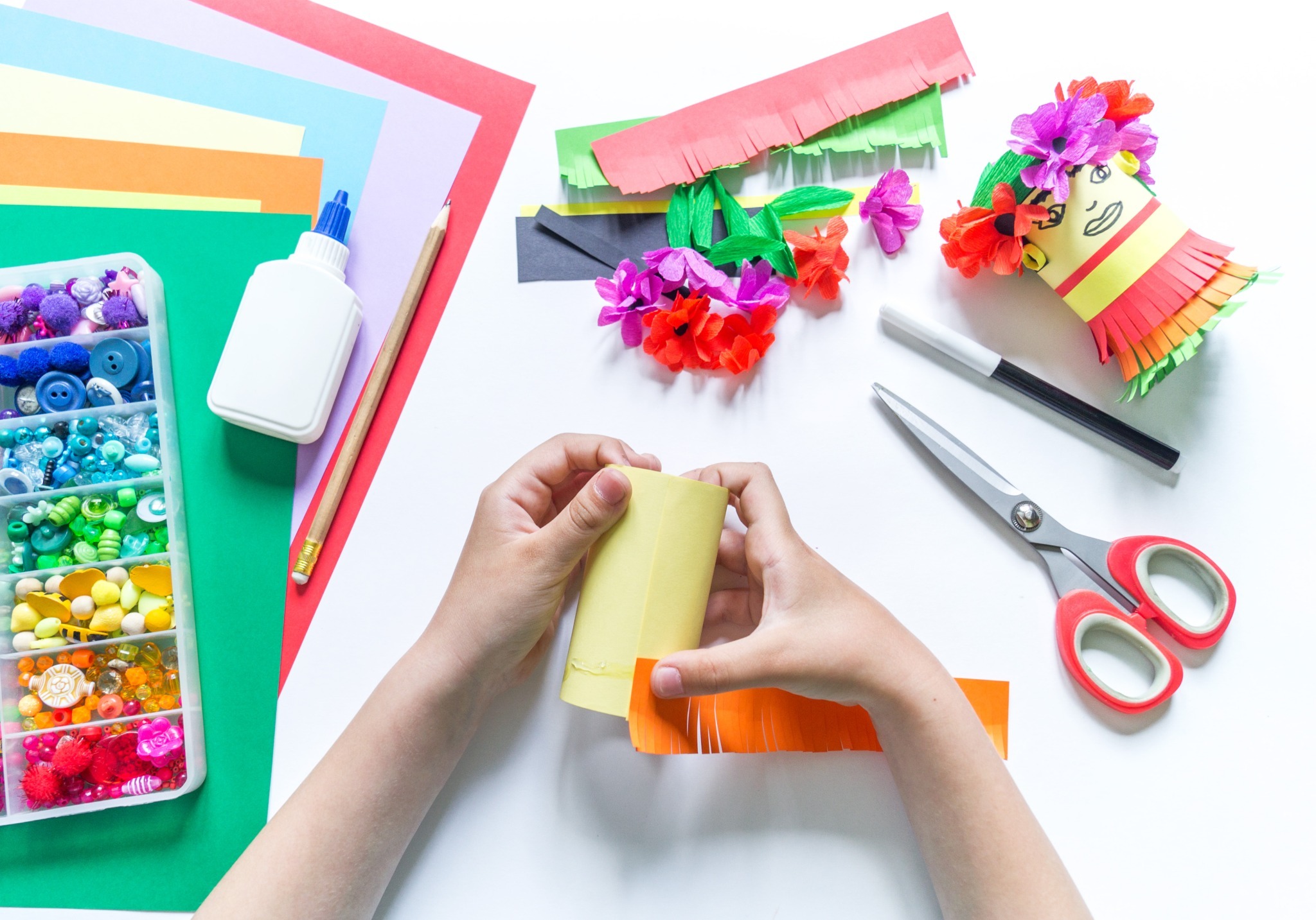 Easy Frida Kahlo Craft: A Fun Hispanic Heritage Craft for Kids