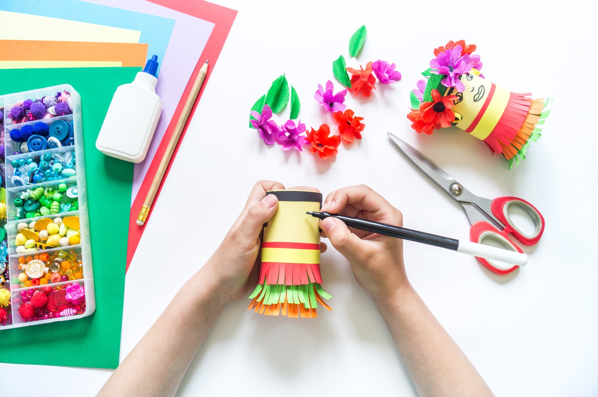 Easy Frida Kahlo Craft: A Fun Hispanic Heritage Craft for Kids