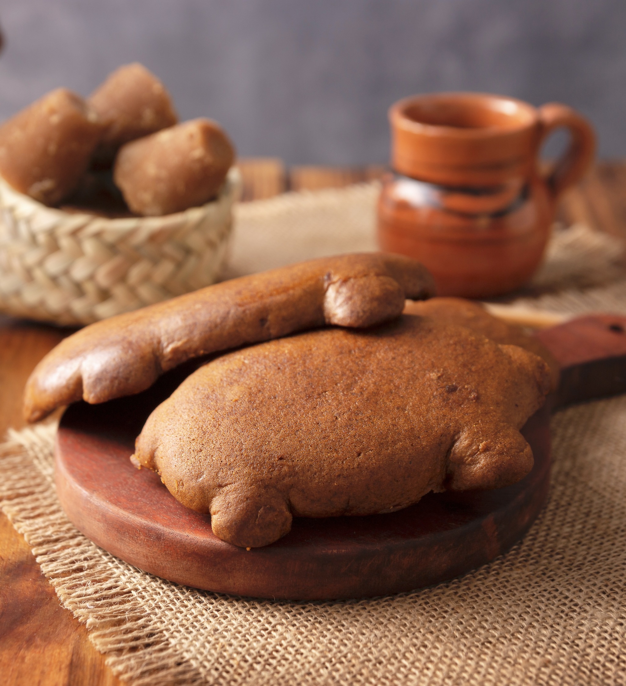 Puerquitos de Piloncillo: A Traditional Mexican Cookie with Deep ...