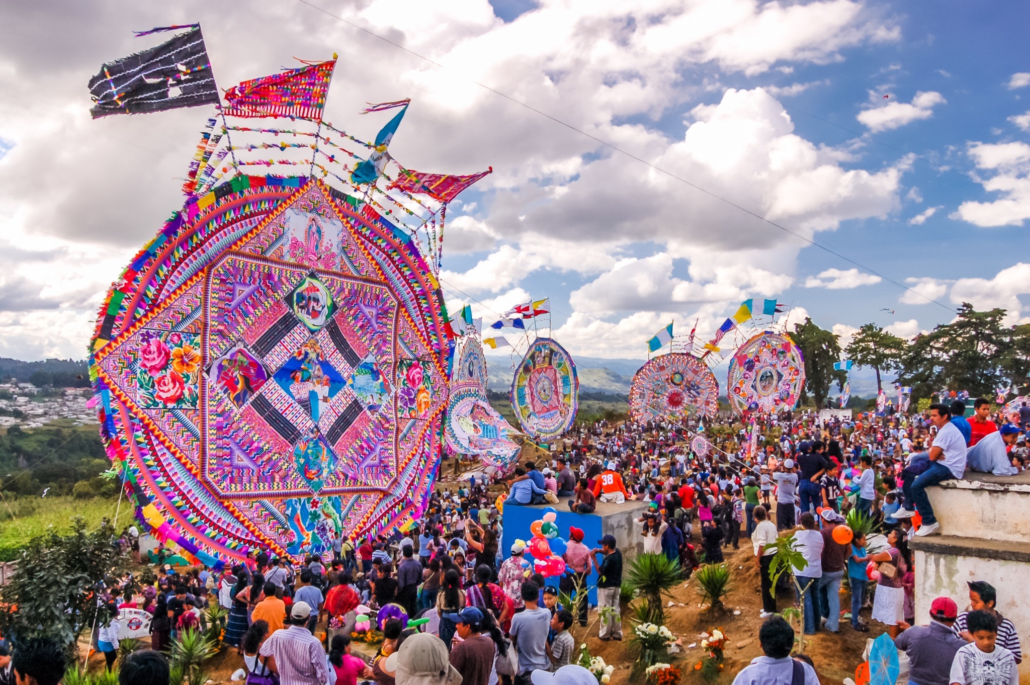 Guatemala’s Giant Kite Festival in Santiago Sacatepéquez: All You Need ...